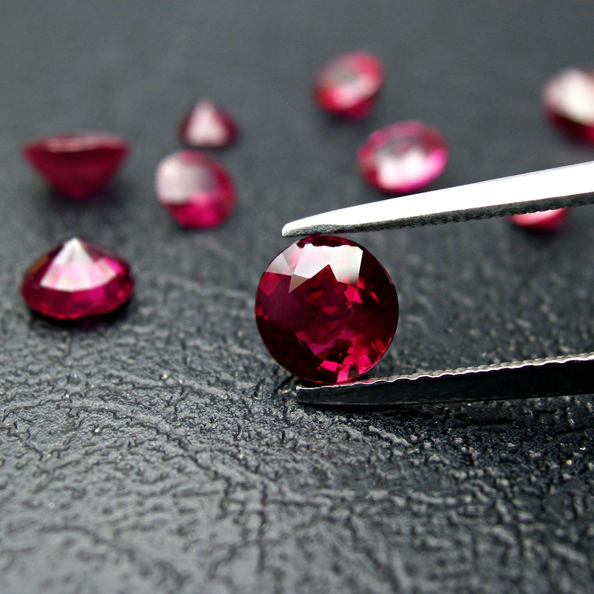 Buying Red Ruby Gemstone Jewelry - Buyer's Guide – Lilo Diamonds
